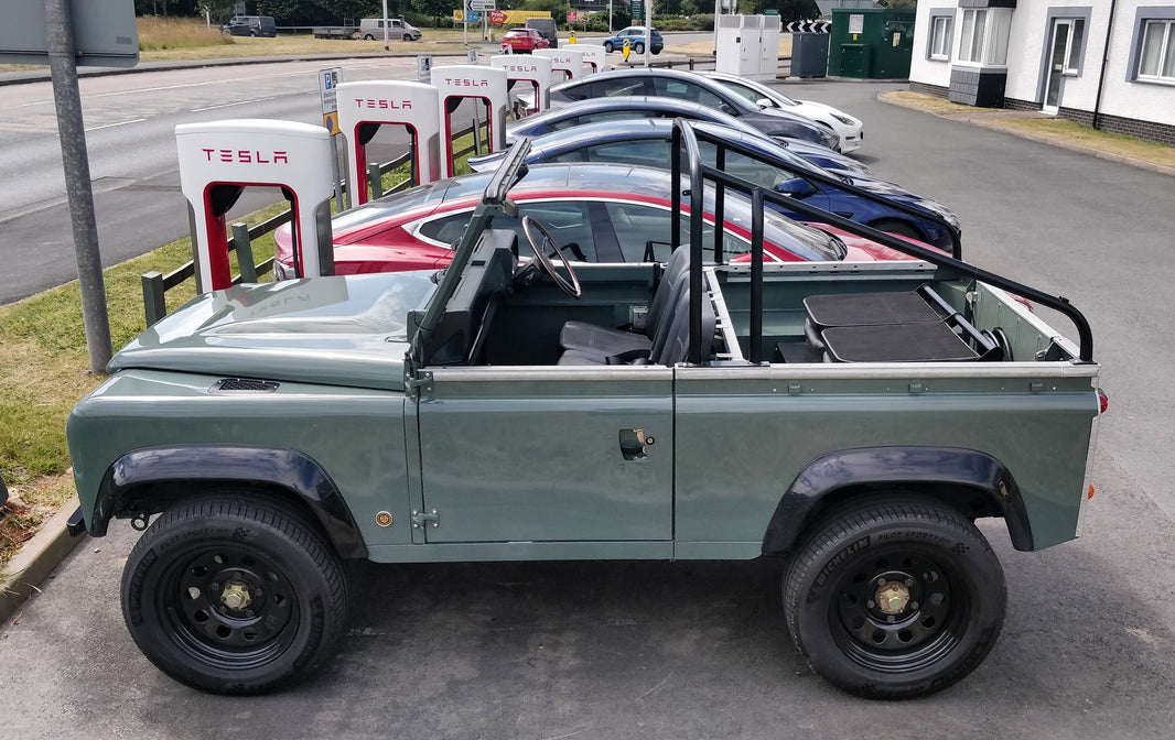 Land Rover – Electric Classic Cars